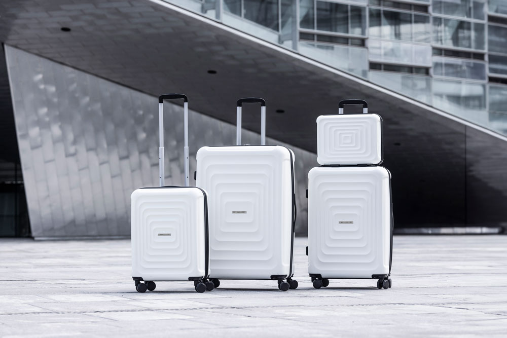 Cavaluzzi | BrandsUnited