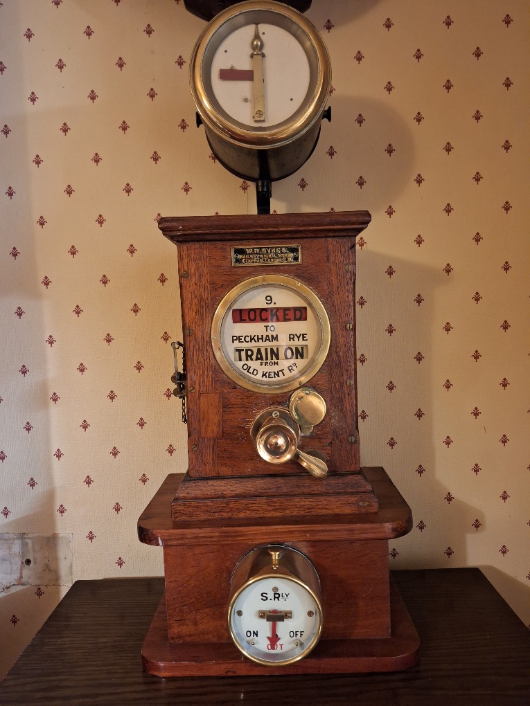 Sykes Lock and Block | dickthesignals.co.uk