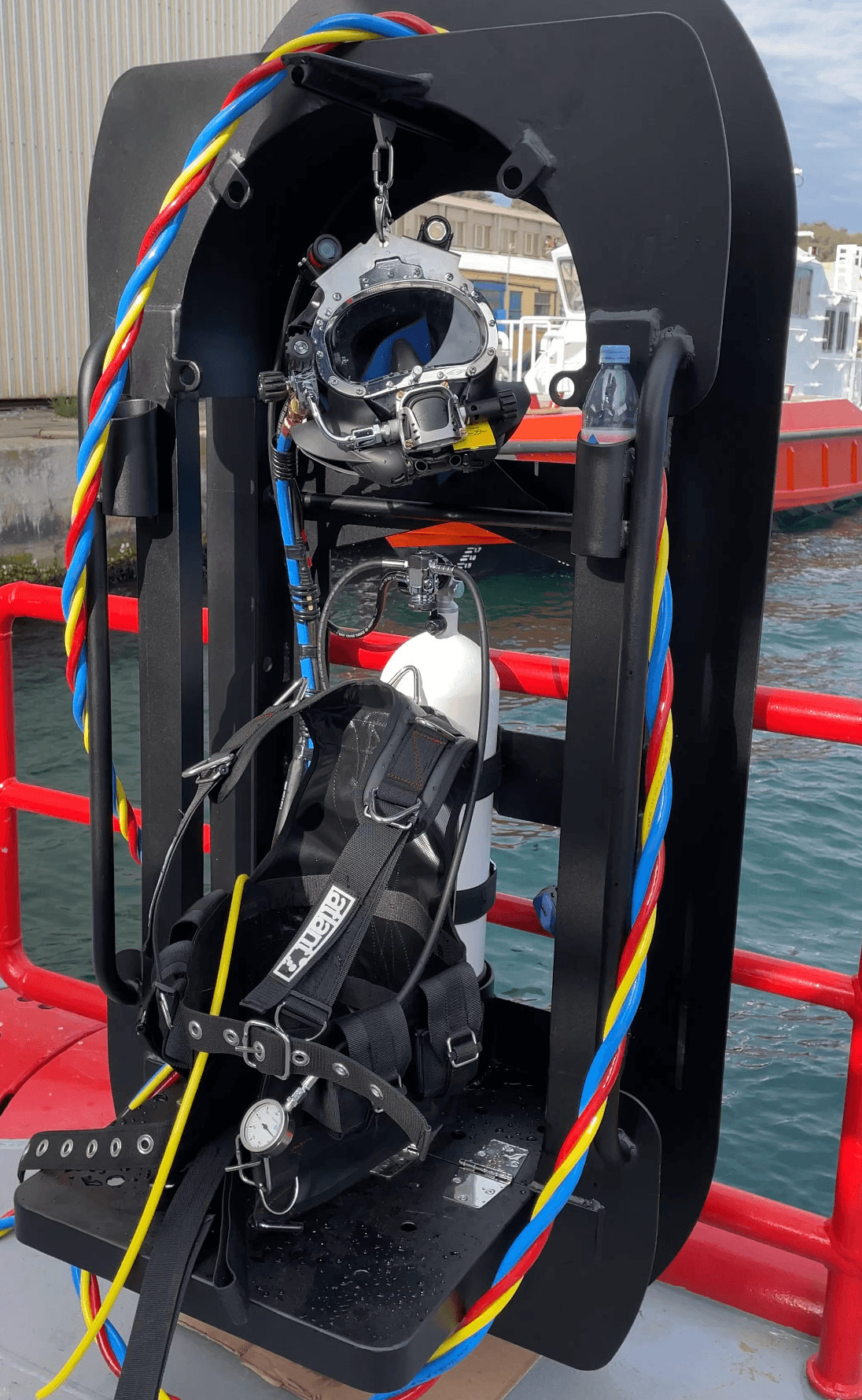 Umbilical Stand | professional diving equipment